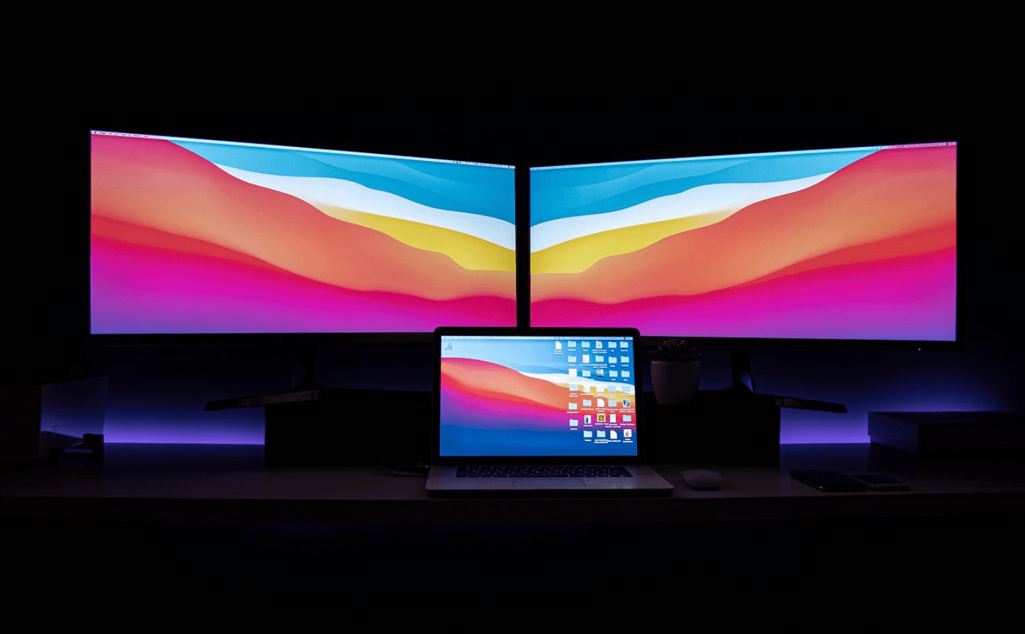 Micro OLED vs Mini LED | Display Comparison, Power Efficiency, Perform