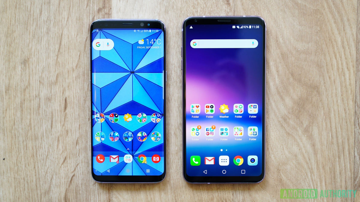 AMOLED vs IPS Display: 5 Differences Explained