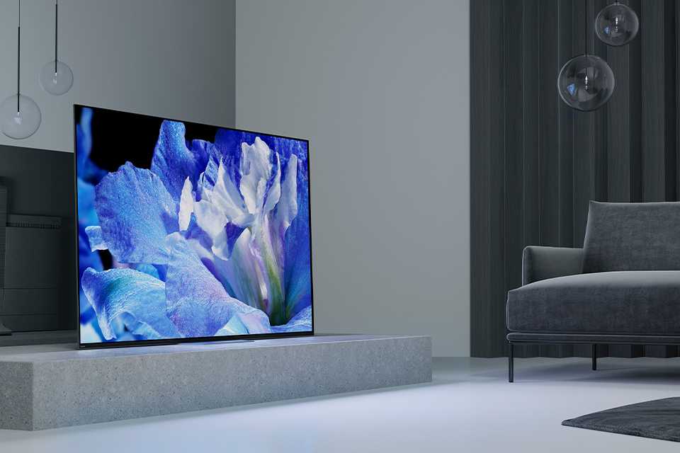OLED Technology Explained | Structure, Working Principle & Advantages